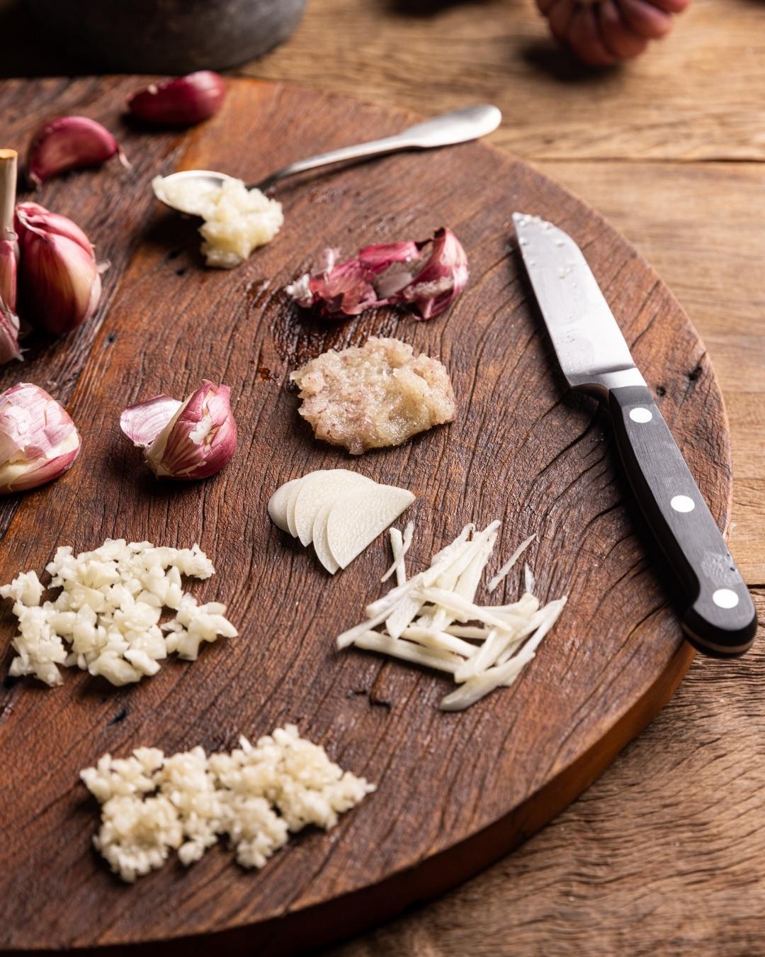 Alho: conheça diferentes maneiras de usar - Panelinha